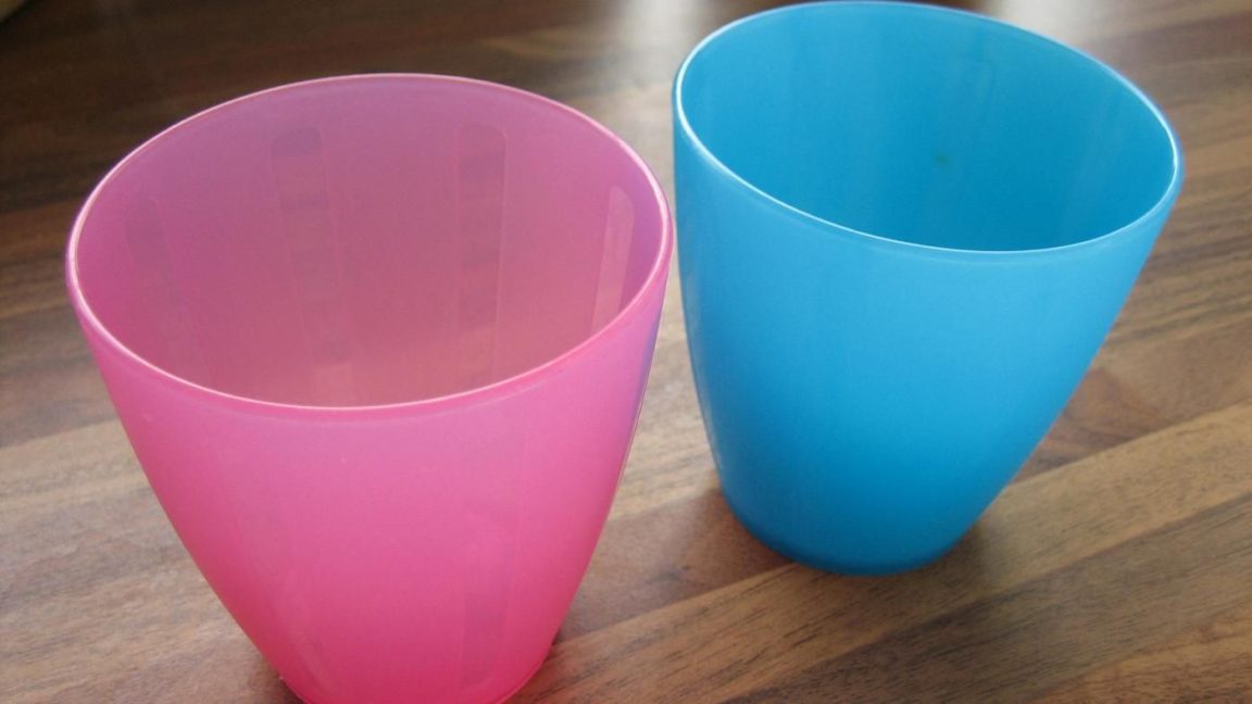 How many cups is 100g?