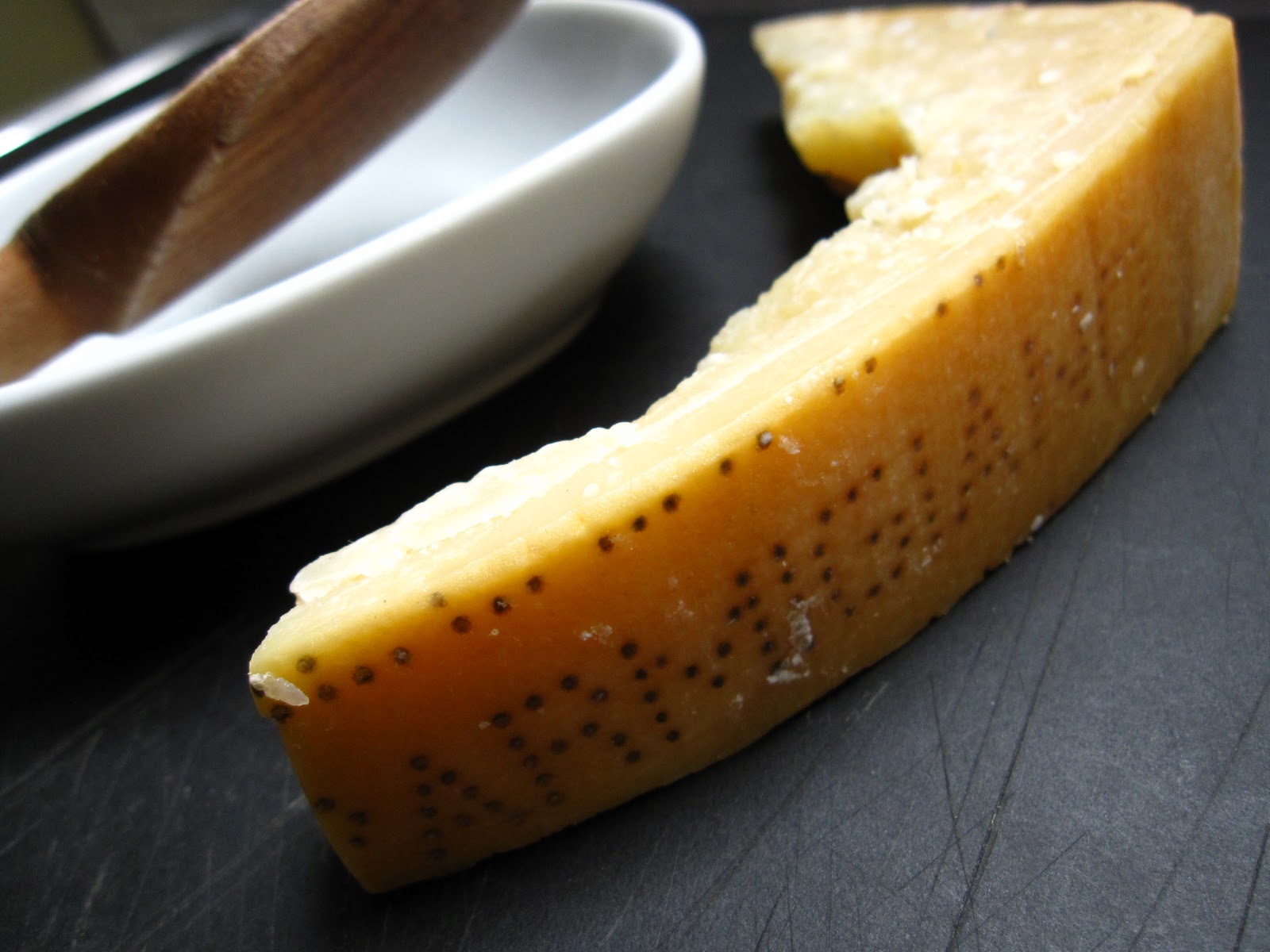 Is parmesan rind waxed?