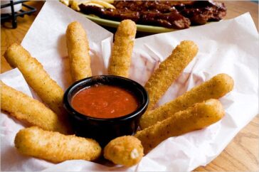 Does Applebee's have mozzarella sticks?
