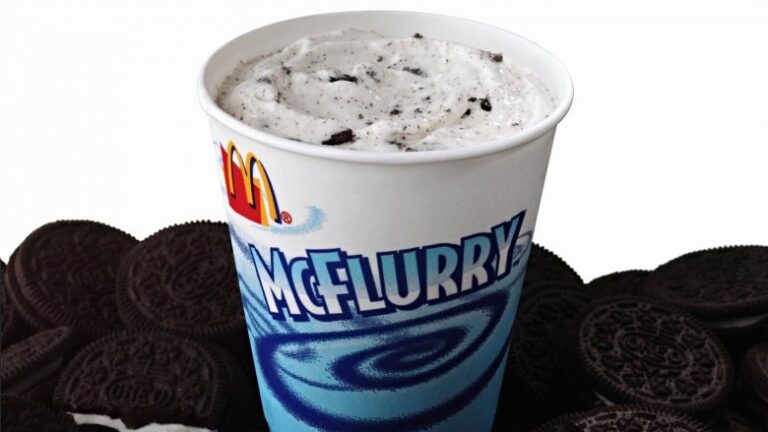መደበኛ Oreo McFlurry ምን ያህል ትልቅ ነው?