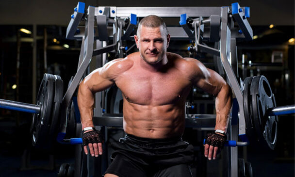 How do bodybuilders cut fast?