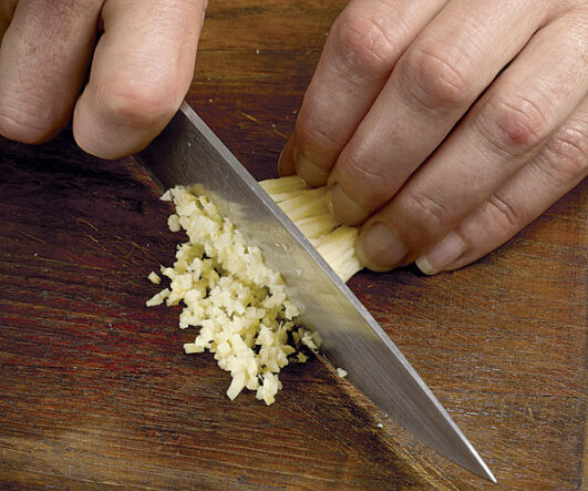 How do you preserve minced ginger?