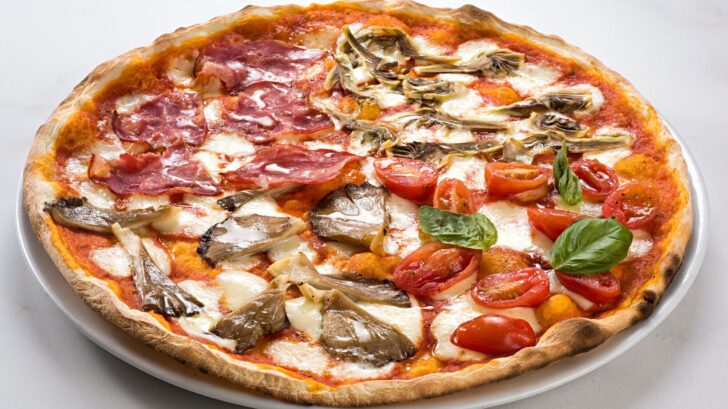 What are the 5 most popular pizza toppings?