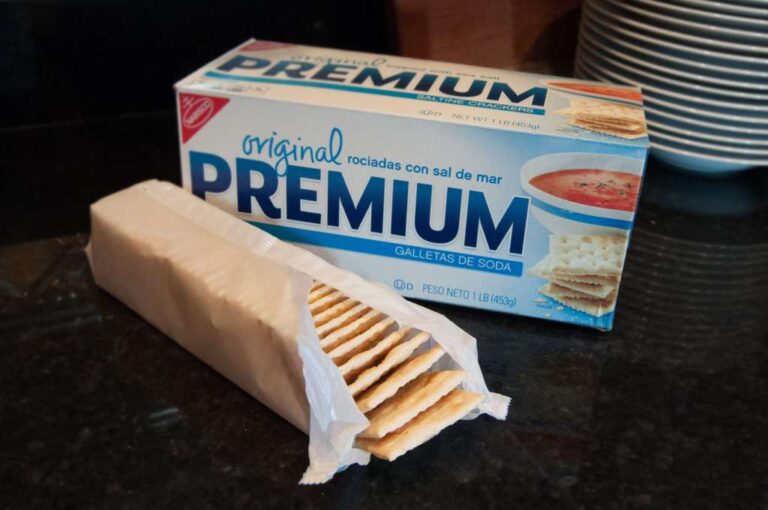 What is the difference between saltines and soda crackers?